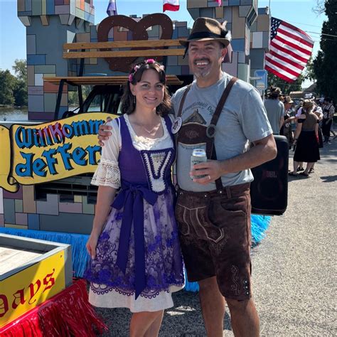 Olivia Acton Janesville Wi Headshot Maternity And Portrait