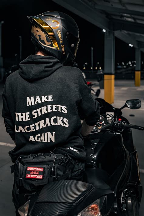 有关backshot 人 停车库 公路 冒險 反射 口号 地下 城市 城市之夜 城市探索 城市的燈光 夜景 夜生活