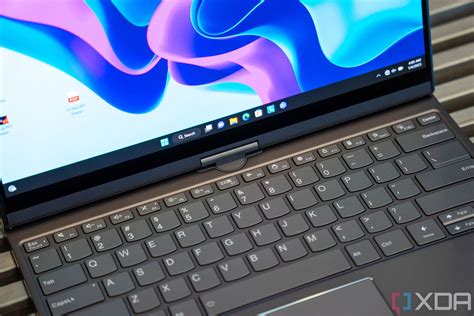 Lenovo Thinkbook Plus Twist Combines The Best Of Oled And Color E Ink