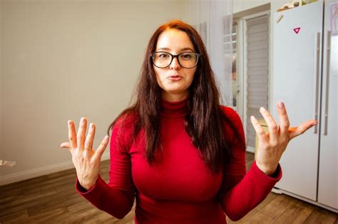 Page 6 Sign Language Interpreter Images Free Download On Freepik