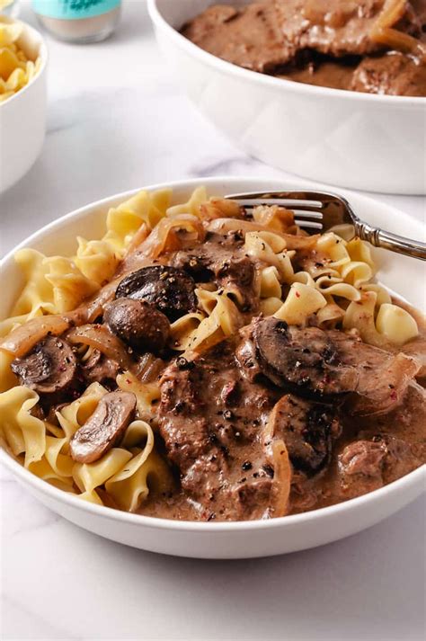 Irresistibly Tender Crockpot Cube Steak With Gravy Recipe Crafting A