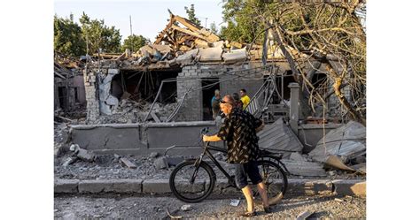 Украинският язовир Нова Каховка е бил повреден при обстрел