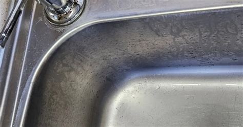 급하게 이사가 결정되서 거주지역 근처 기준으로 합리적인 가격의 업체를 선택했어요 첫 상담도 친절하게 해주시고 시간약속도 잘지켜주셨습니다~ 청소상태도 만족해요~ 숨고 숨은고수