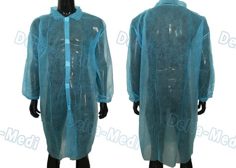 Blue Disposable Isolation Gowns Non Toxic Blood Resistance With 5