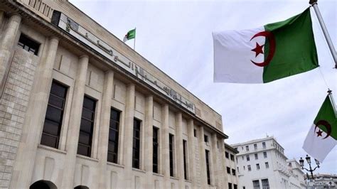 افتتاح الدورة العادية للبرلمان 2022 2023 الأحد المقبل المؤسسة