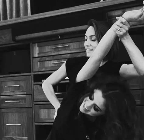 Selena Gomez Weight Loss Diet And Workout Plan