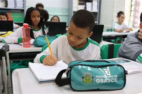Alunos Da Rede Municipal De Ensino Voltam às Aulas No Dia 7 De