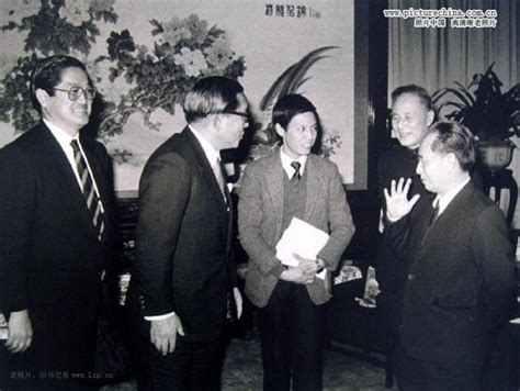 胡耀邦历史资料图新浪图片