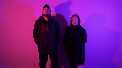 listen scarlet veil unleash mesmerizing spirit caller single ahead