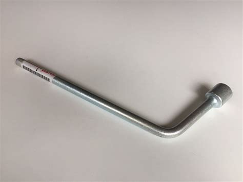 Oem Toyota Lug Nut Wrench For 87 To 97 Land Cruiser Fj60 Fj62 Fjz80