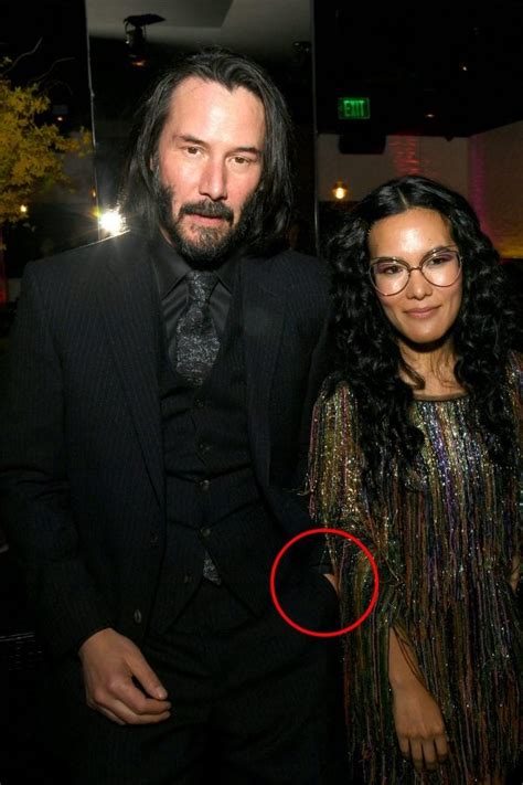 12 Photos Of Keanu Reeves Hover Hand We Didnt Know We Needed