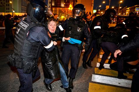 Rusia Más de 1 000 detenidos en protestas contra la movilización