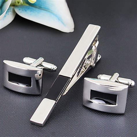 Buysend Peluche Elegant Silver Cufflink And Tie Pin Set Online Fnp