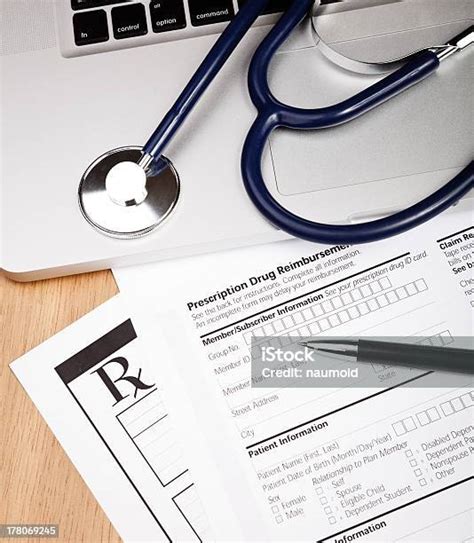 Rx 환자 양식 처방전 문자에 대한 스톡 사진 및 기타 이미지 처방전 문자 컴퓨터 0명 Istock