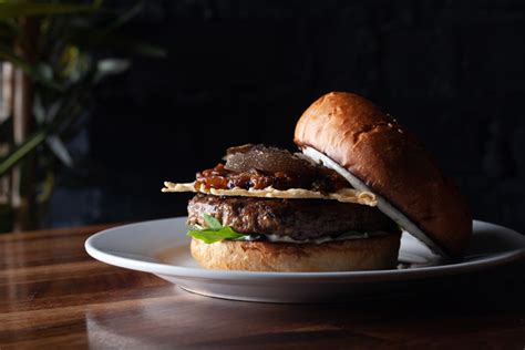 The Healthy Option Naked Burger Adds In The Flavor And Freshness