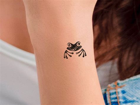 Frog Toe Tattoos For Girls