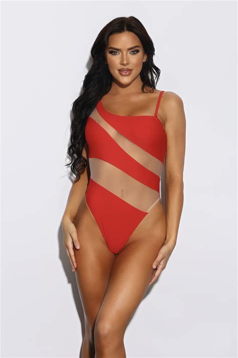 Ocean Babe Swimwear Launch Accentuates All Things Curvy Just In Time To
