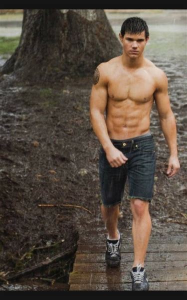 Lua Cheia História Escrita Por D4rut0 Spirit Fanfics E Histórias