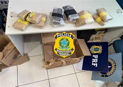Prf E Receita Federal Apreendem 5572 Kg De Cloridrato De Cocaína E