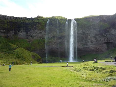 La Espectacular Cascada De Seljalandsfoss Islandia Ser Turista