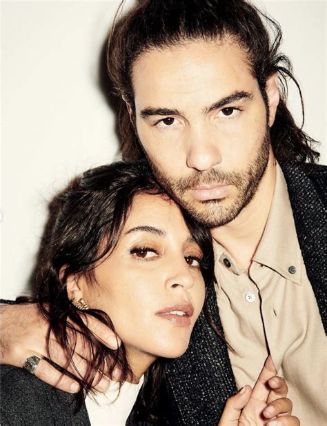 EN IMAGES Couples mythiques Leïla Bekhti et Tahar Rahim lamour hors champ