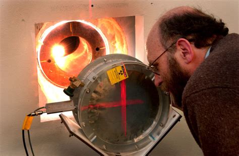 Los Alamos Linear Proton Accelerator Gets Upgrade