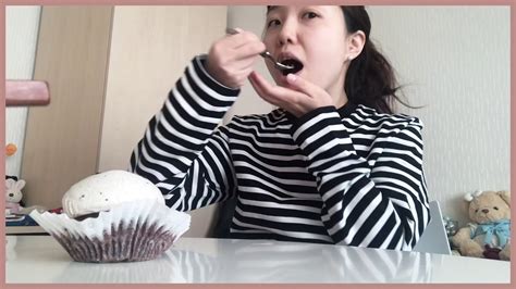 Vlog 어쩌다 올리는 일상 출근 프리랜서 레스토랑 알바 눈오는 날 샤넬핸드크림 강화도 조양방직 네일어라모드 네일 줌레슨 기타레슨