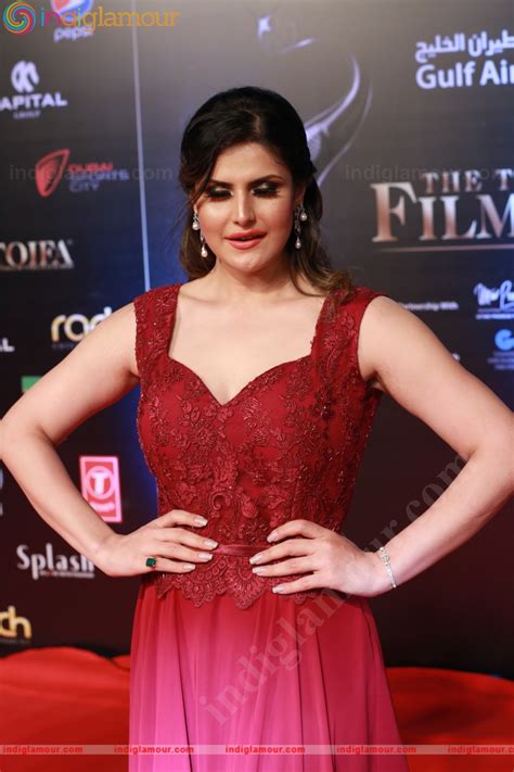 Zarine Khan Actress Photoimagepics And Stills 383732
