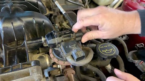 How To Remove And Replace 2005 2009 Ford Mustang Egr Valve 4 0l V6