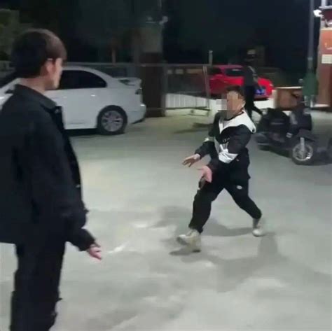 网传博白2名学生打架斗殴致人严重脑震荡在抢救，实际发生地是警方信息传播