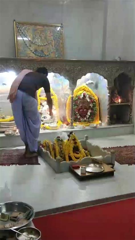 श्री चैतन्य भैरव सालासर बालाजी महाराज एवं राजराजेश्वरी भगवती राणीसती