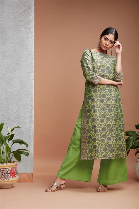 Jharonka Pahi Exclusively Crafted And Gorgeous Dresses
