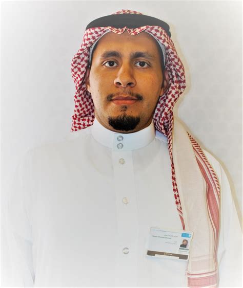 وكالة عمادة البحث العلمي للكراسي البحثية تكرم الموظف سامي البريدي