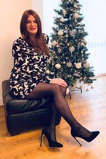 Crossdressers In Pantyhose And Heels All About Crossdresser