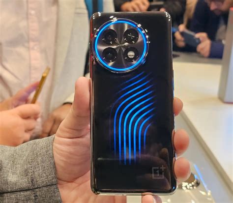 The Gaming Concept Phone From Oneplus Features Liquid Cooling That Glows Twins Tech