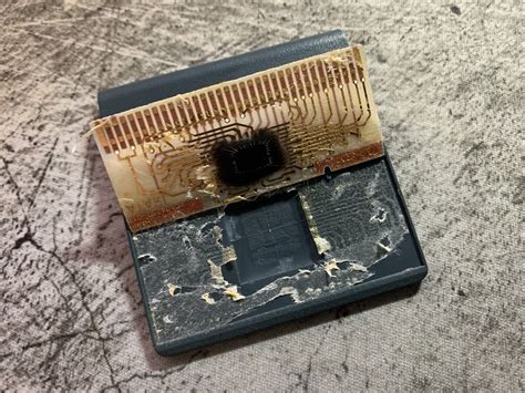 Whats Inside An Official Atari Lynx Cartridge Atari Lynx Vault