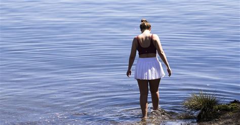 Western Wa Breaking Heat Records But Water Is Still ‘dangerously Cold
