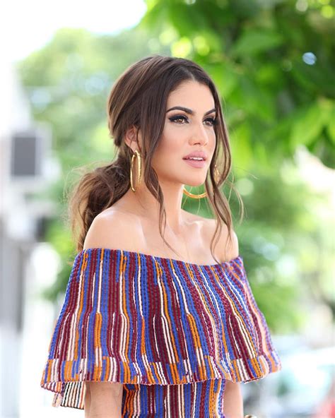 The 25 Best Off Shoulder Hairstyles Ideas On Pinterest Off Shoulder