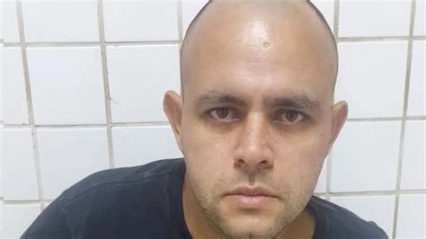 Polícia Prende Assassino Que Atirou Em Rosto De Mulher E Matou Outro