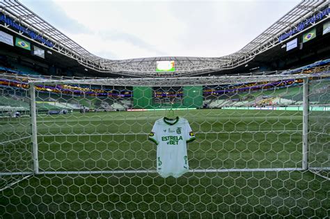 América MG recebe Pix de torcedores rivais do Bahia na briga contra o
