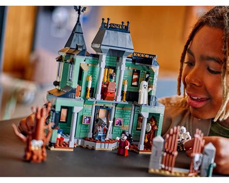Lego Set 31167 1 Haunted Mansion 2025 Creator Creator 3 In 1