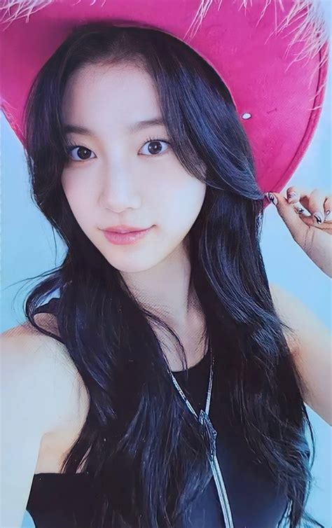 LE SSERAFIM Kazuha Photocard Scan Photocard Photo Cards Studio Album