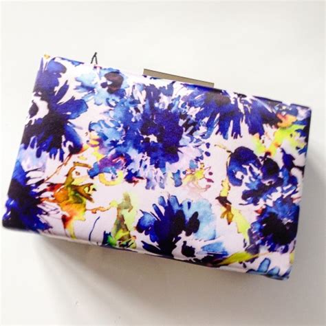 Minauder En Minaudière Mille Lyonsmille Lyons