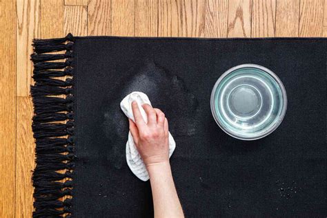 How To Remove Salt Stains From Carpet