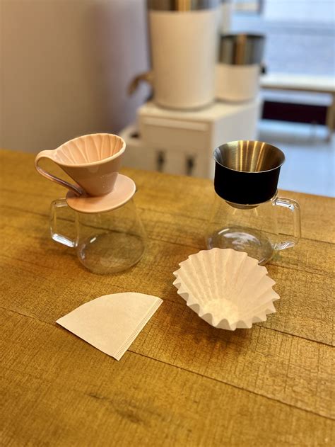 Flat Bottom Vs Cone Shaped Brewer Guide Muyu Coffee Roasters