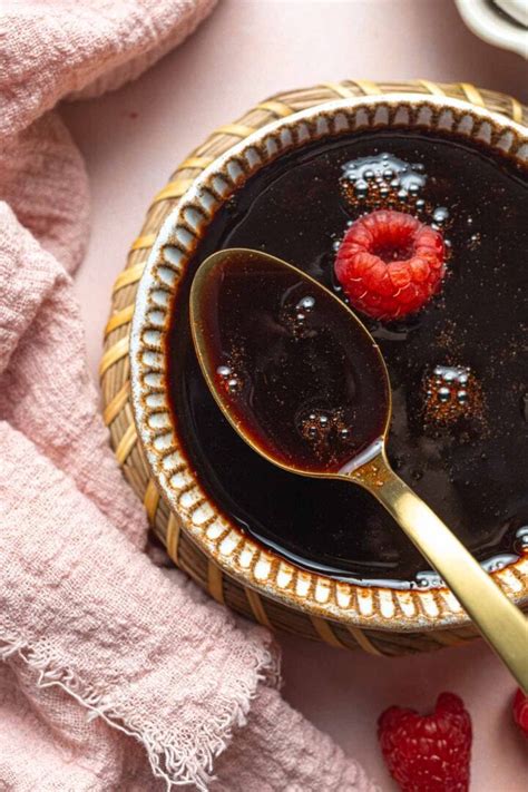 Raspberry Balsamic Vinegar Glaze Easy Reduction My Vegan Minimalist