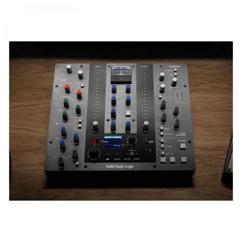 SSL UF8 DAW Controller UC1 Channel Strip Bundle Gear4music
