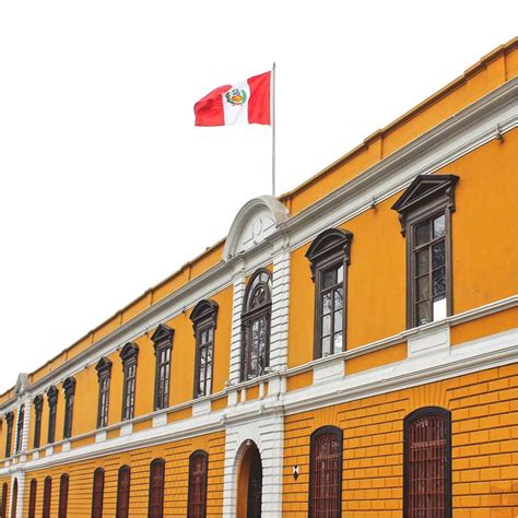 Universidad Día de la Universidad Peruana conoce los centros