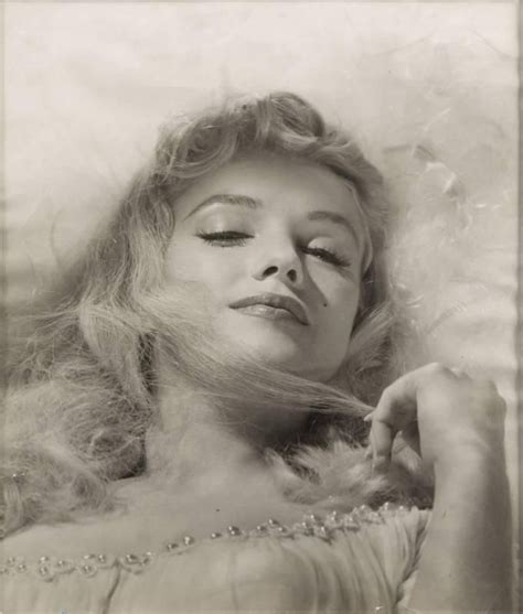First Look Photos From New Book Marilyn Monroe Metamorphosis Artofit