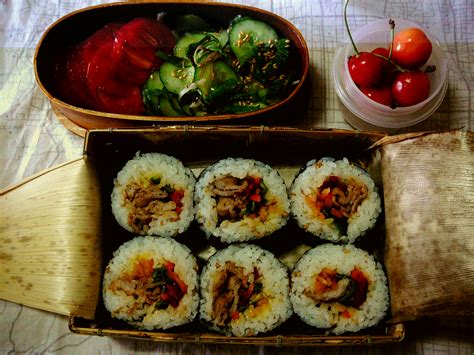 Todays Lunch Boxbento 1050 Korean Sushi Roll Bento Shizuoka